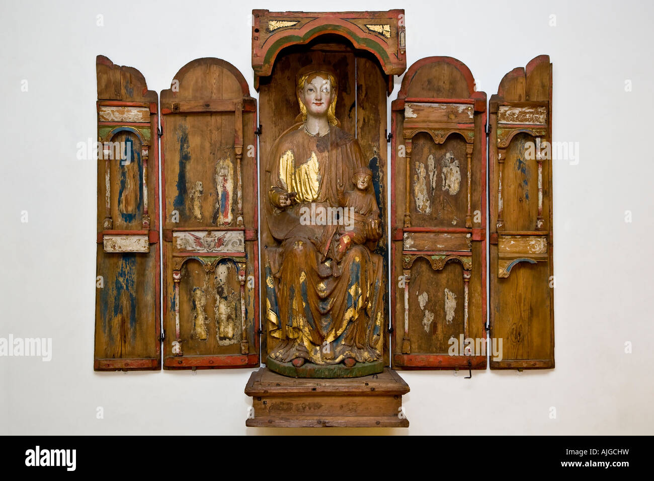 Winged retable with Virgin Mary Stock Photo - Alamy