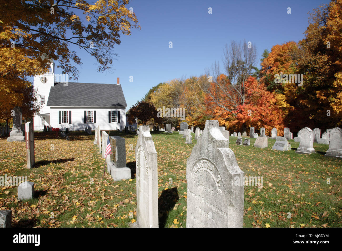 Congregational churches in new england hi-res stock photography and ...