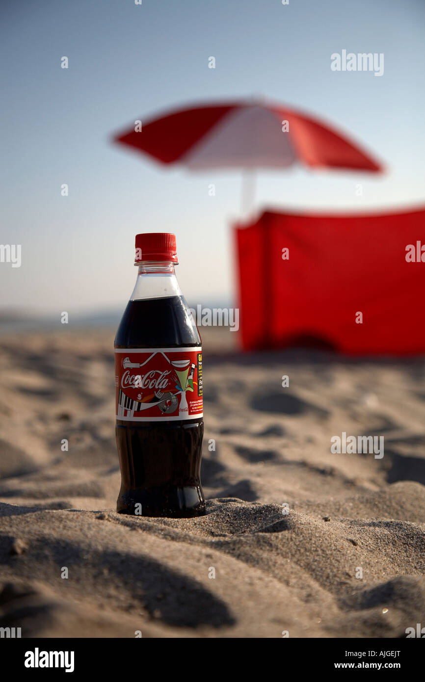 Beach umberella hi-res stock photography and images - Alamy