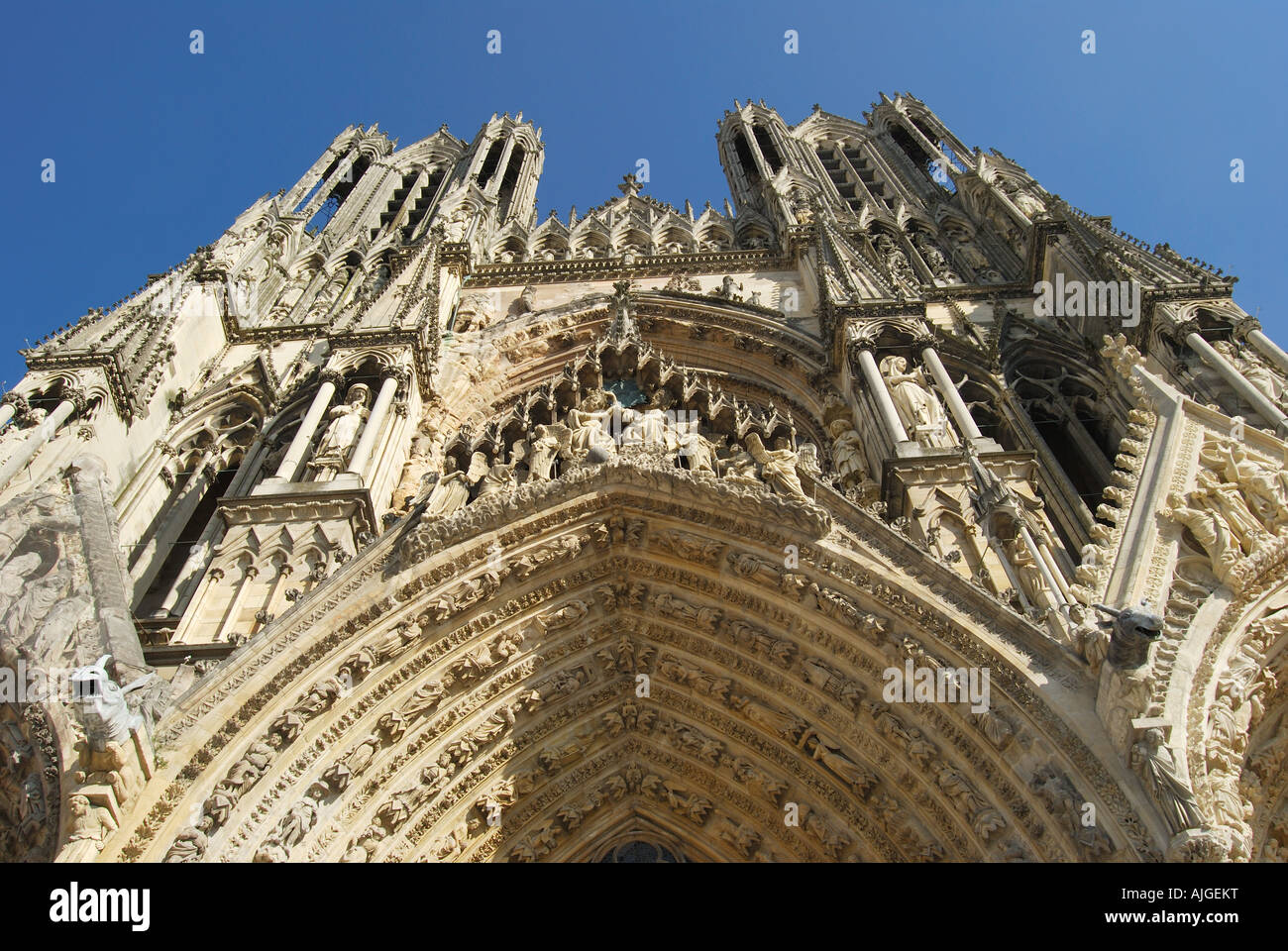 Reims cathedral west facade hi-res stock photography and images - Alamy