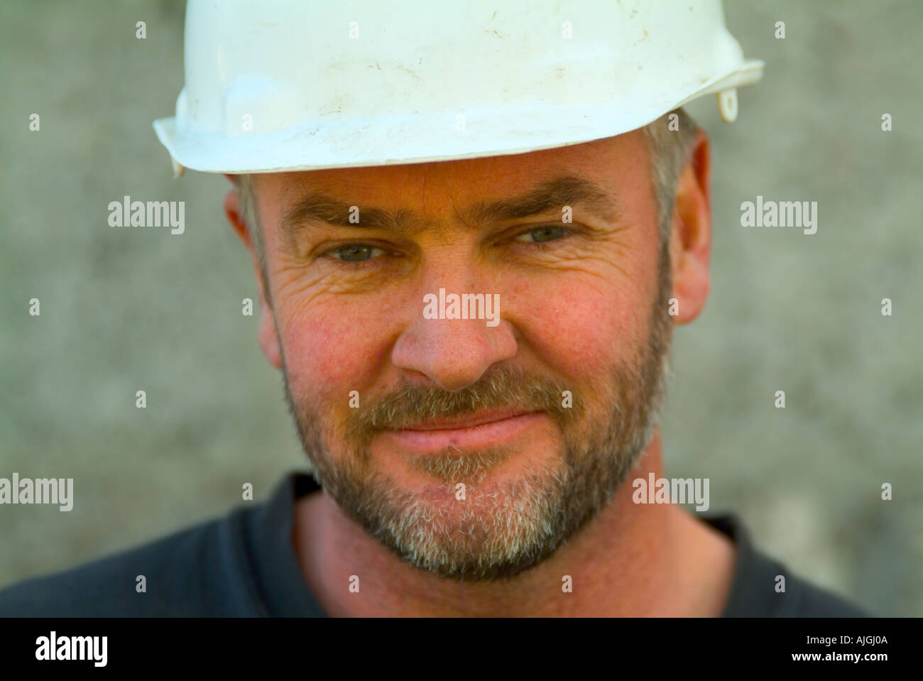 Manual labourer hi-res stock photography and images - Alamy