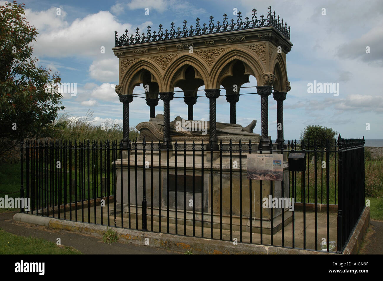Grace Darling Memorial Bamburgh Northumberland Stock Photo - Alamy