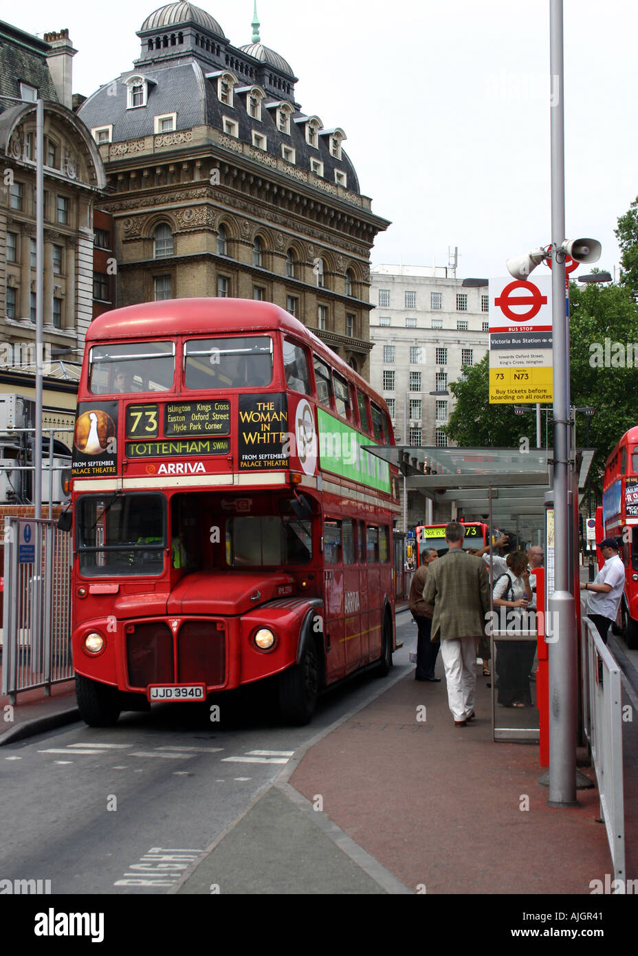 London bus route 38 hi-res stock photography and images - Alamy