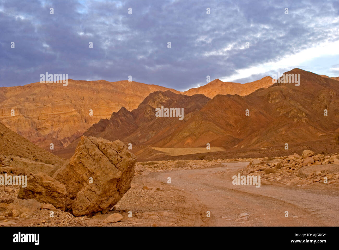 Israel southern Arava desert near Eilat Stock Photo - Alamy