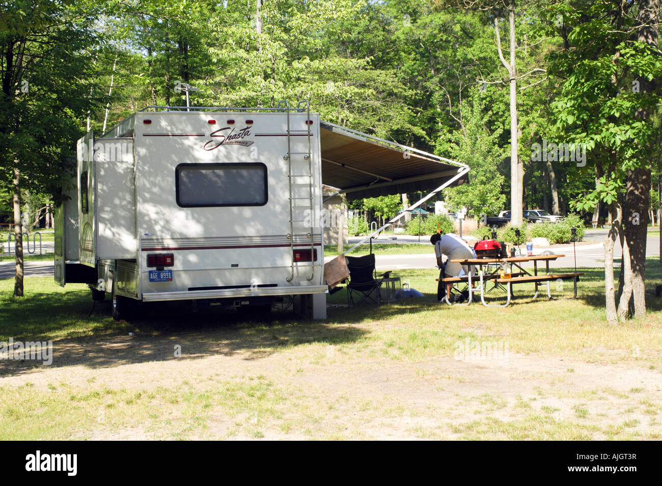 Motor homes setup in a State Campground in Pennsylvania Stock Photo - Alamy