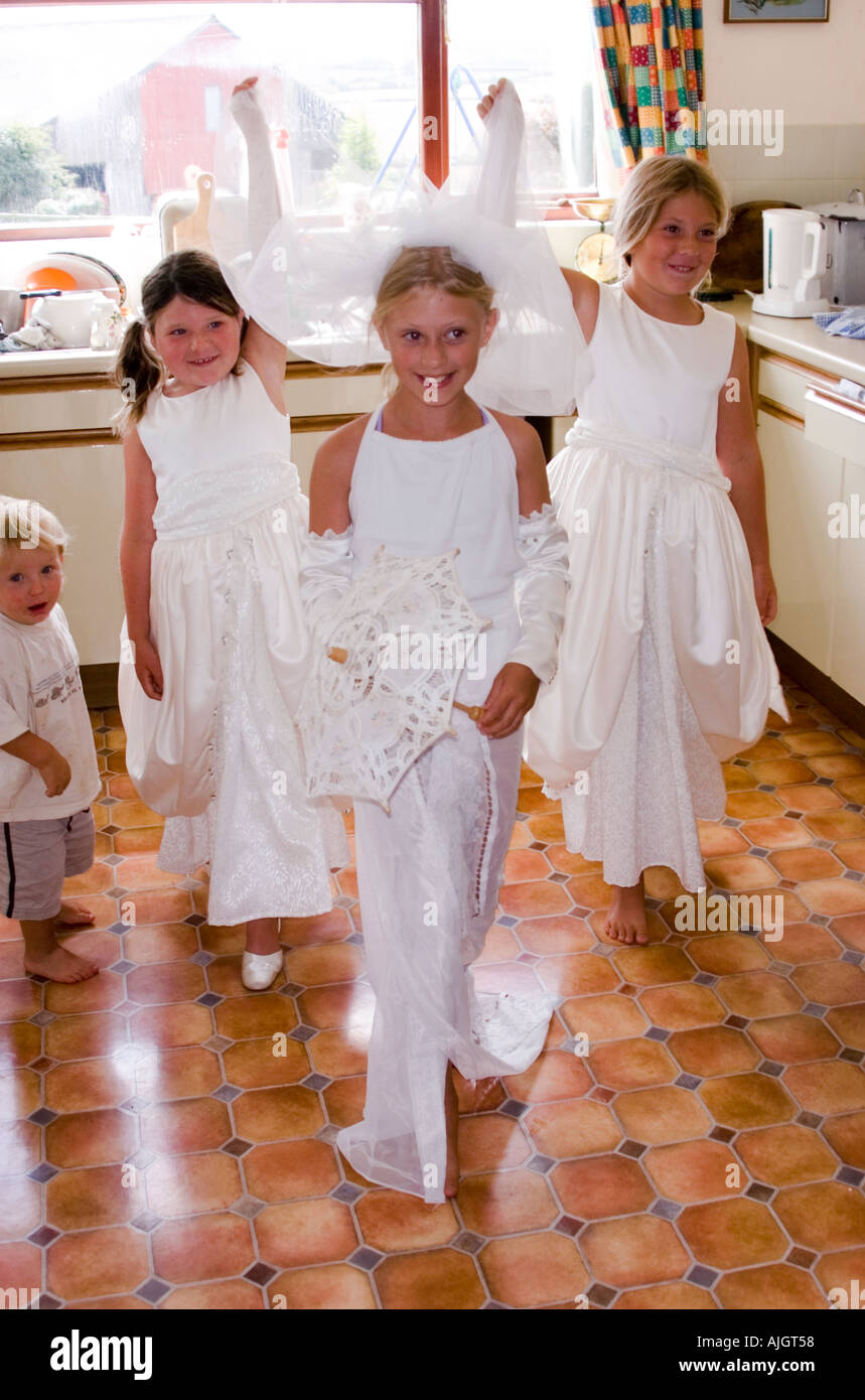 3525 Kids wedding Model released Stock Photo - Alamy
