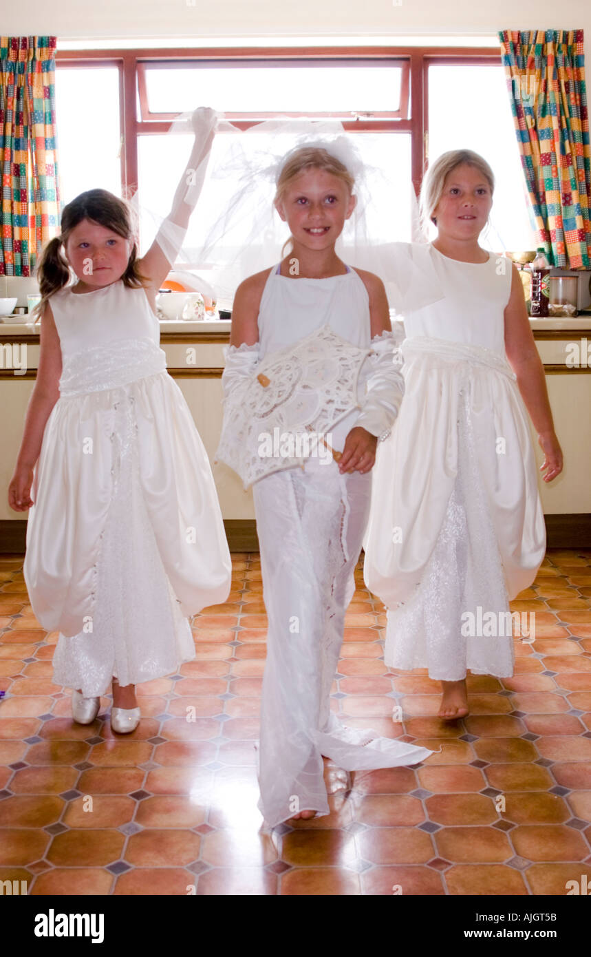 3525 Kids wedding Model released Stock Photo - Alamy