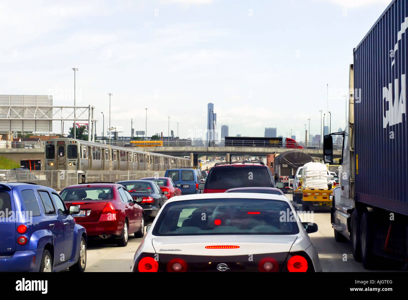 Rush hour traffic jam chicago hi-res stock photography and images - Alamy