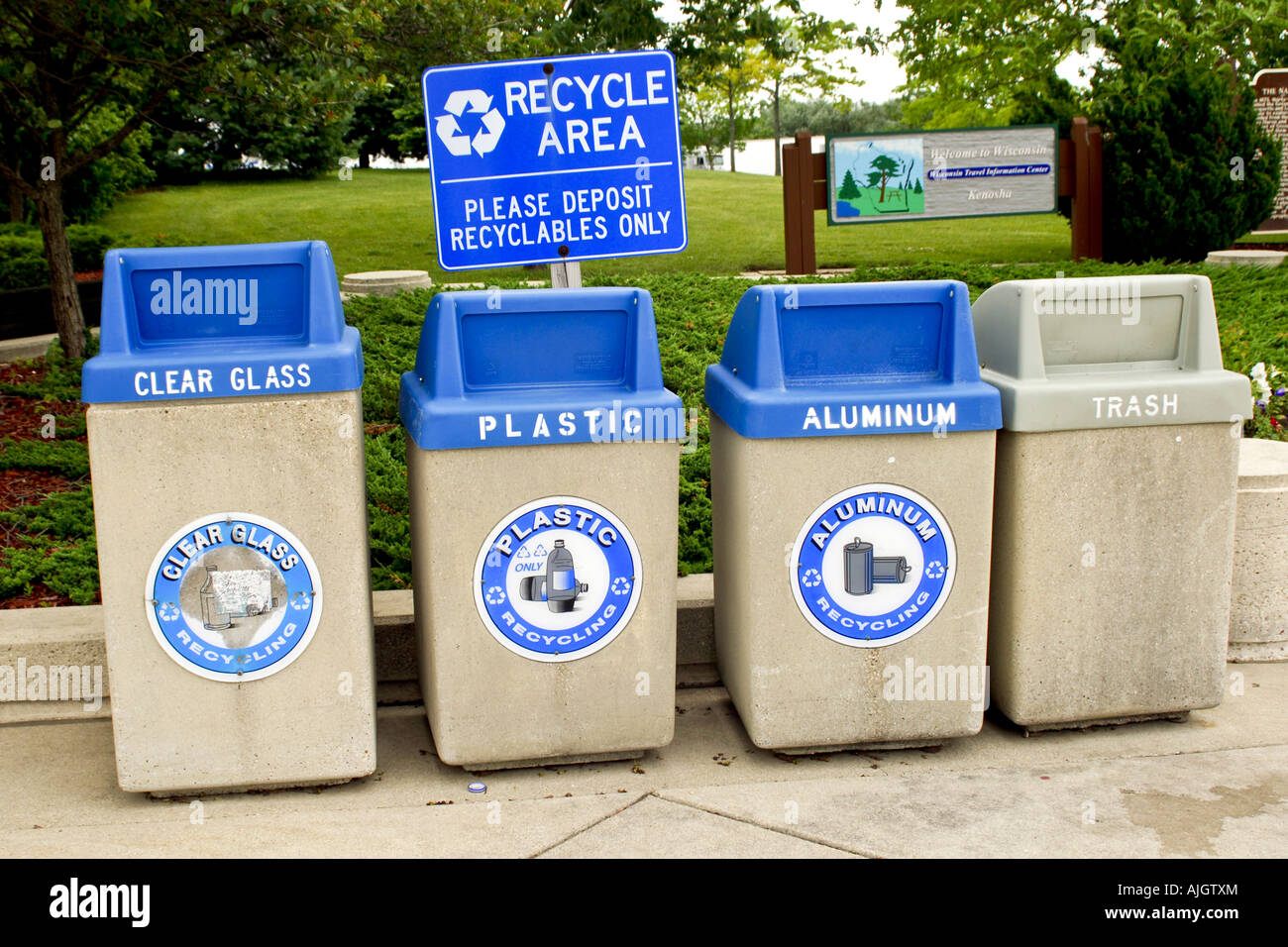 Recycle area hi-res stock photography and images - Alamy