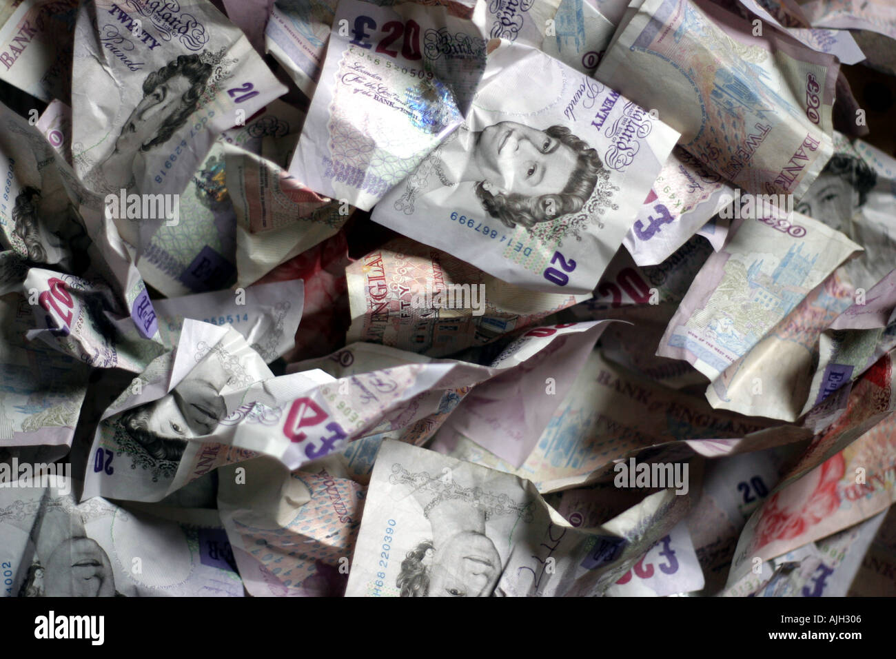 Crumpled up notes money hi-res stock photography and images - Alamy
