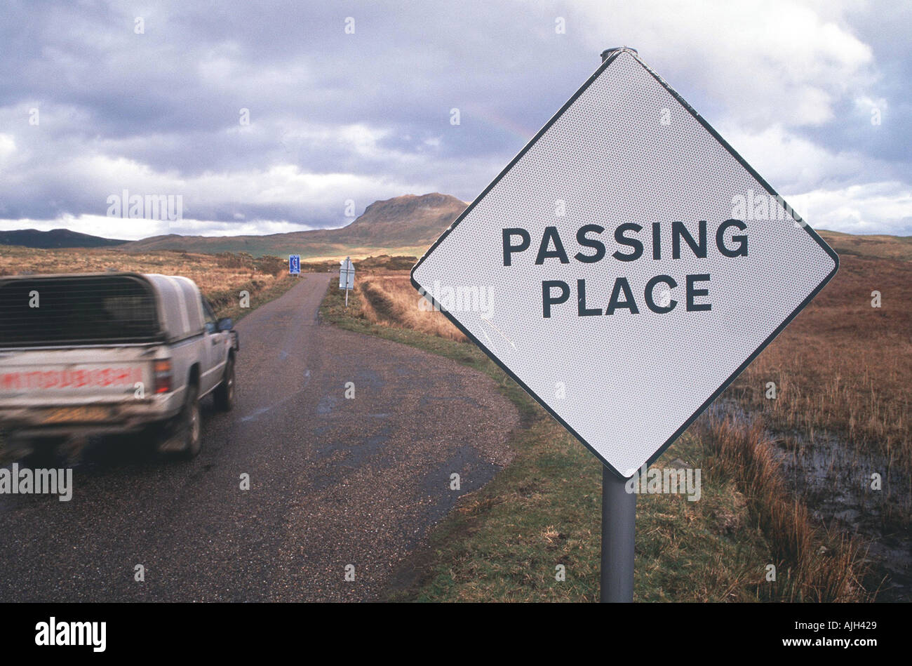 PASSING PLACE ON A SINGLE TRACK ROAD Stock Photo - Alamy