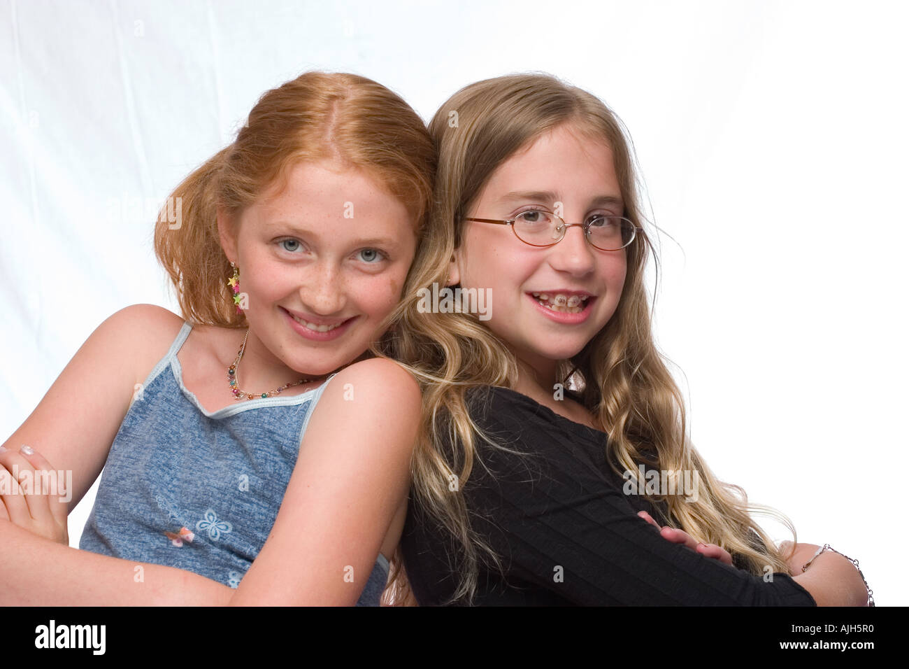Tween girls braces hi-res stock photography and images - Alamy