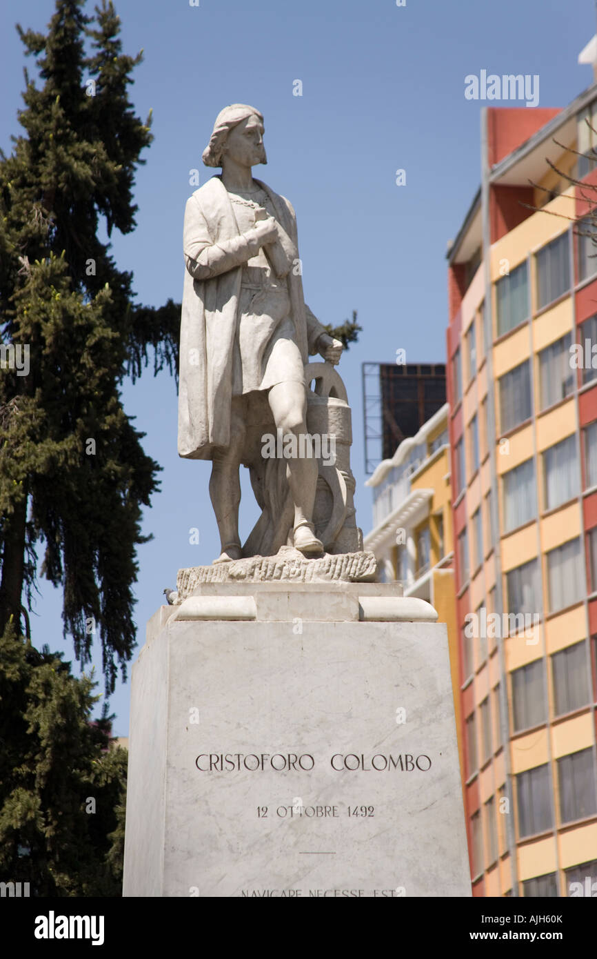 Statue of Christopher Colmbus on the Prado, the Avenue Mariscal Santa ...