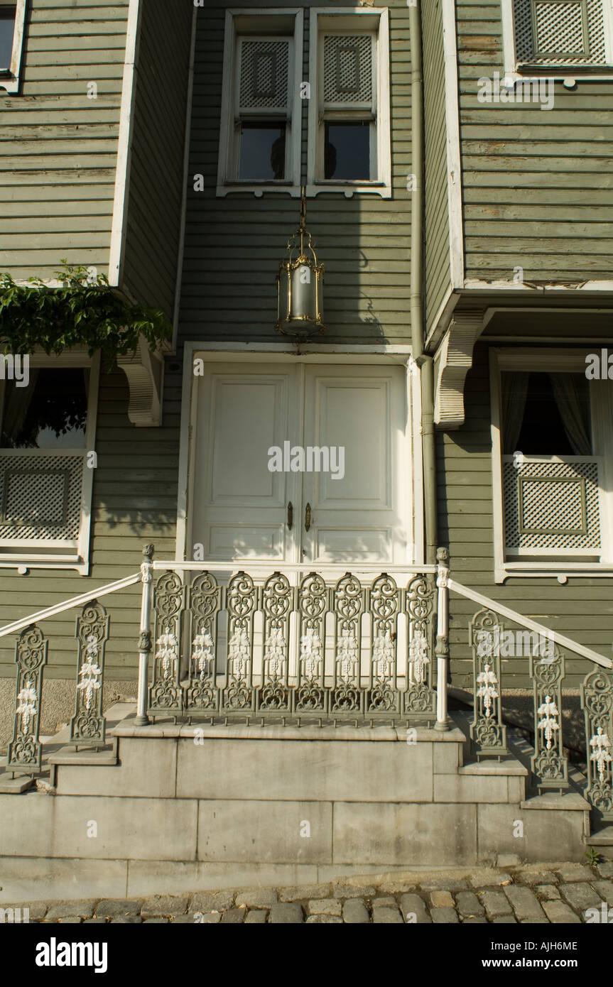An ancient Istanbul house Stock Photo - Alamy