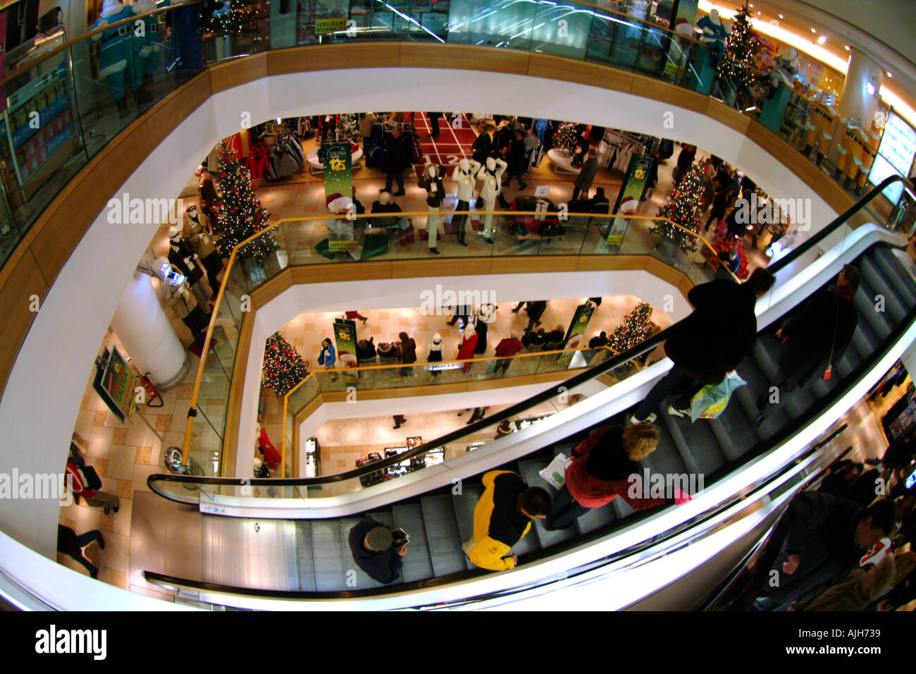 Escalator shop shopping mall galleria hi-res stock photography and ...