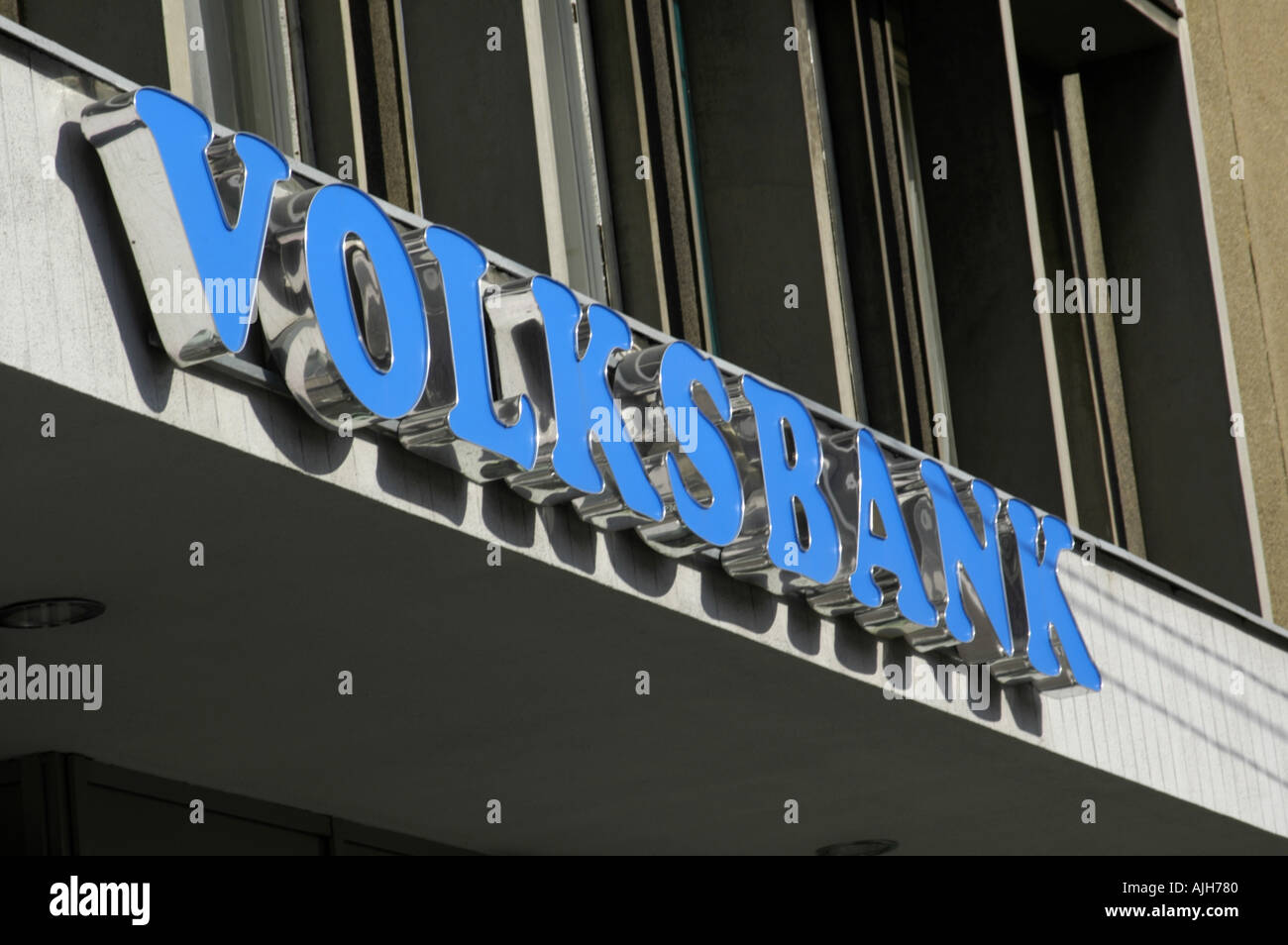 Volksbank logo hi-res stock photography and images - Alamy