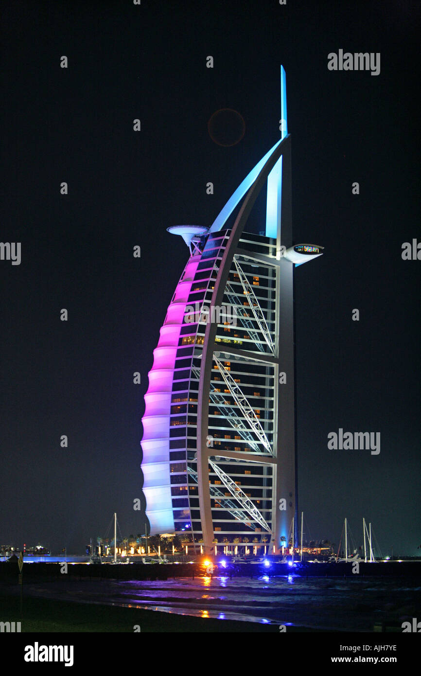 Luxury Hotel Burj al Arab at night UAE Dubai Stock Photo - Alamy
