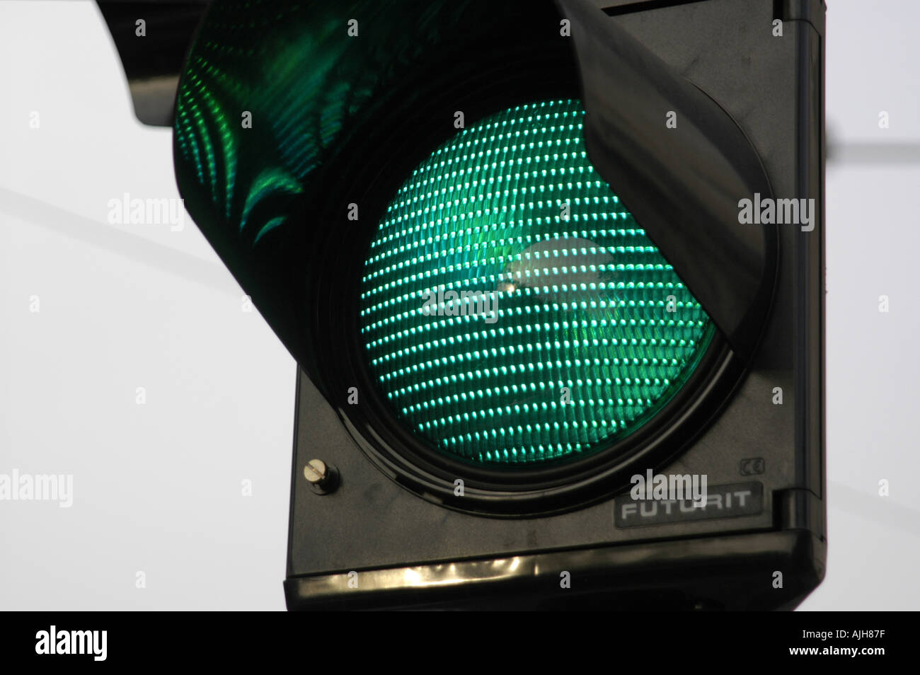 green traffic light Stock Photo - Alamy