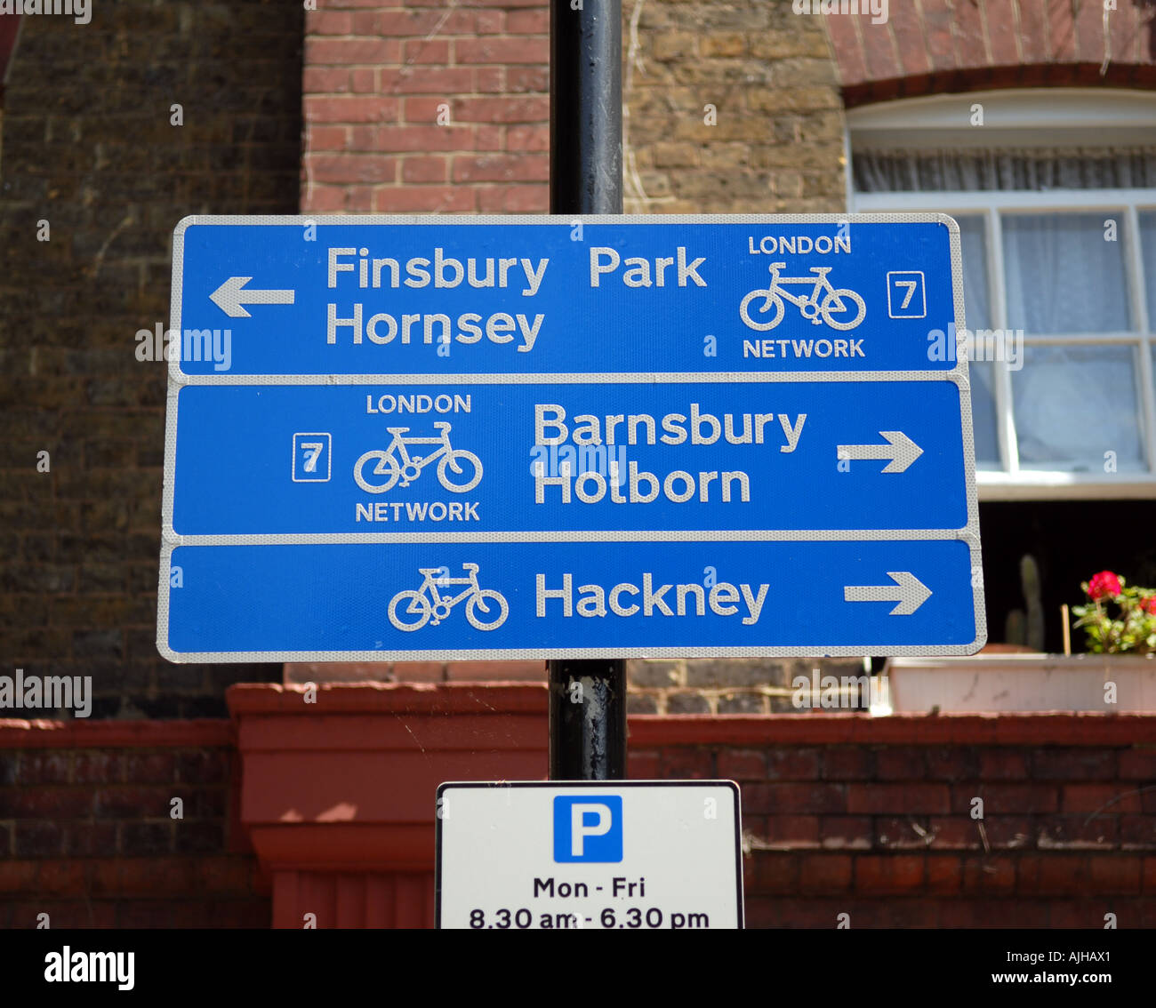 London cyclist network hi-res stock photography and images - Alamy
