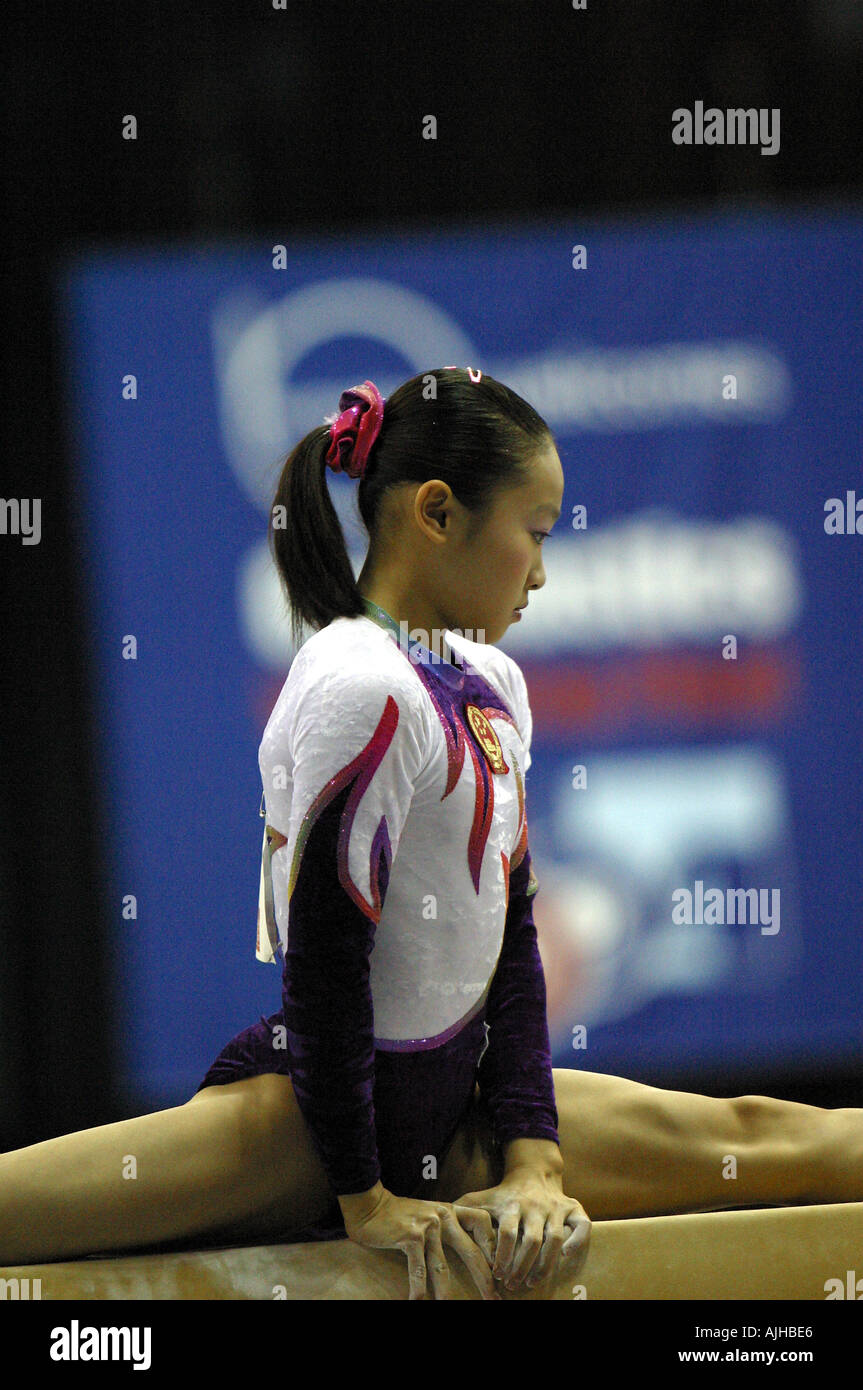 Gymnastics compete competition grace beauty athlete athlete hi-res ...