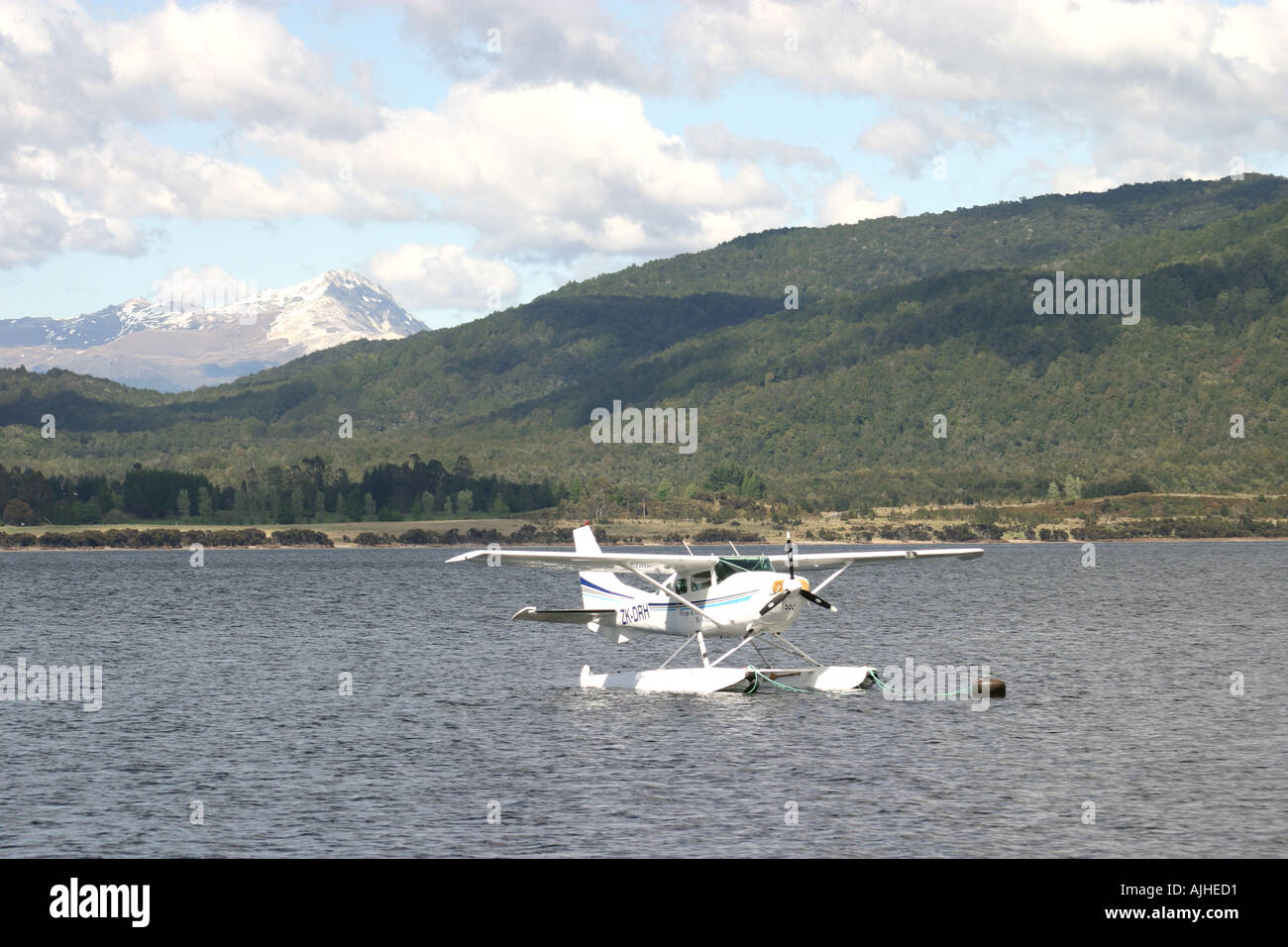 Float plane new zealand hi-res stock photography and images - Alamy