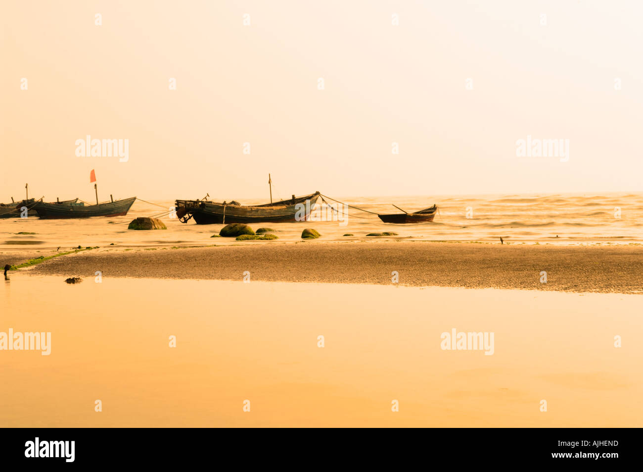 Beidaihe beach resort hi-res stock photography and images - Alamy