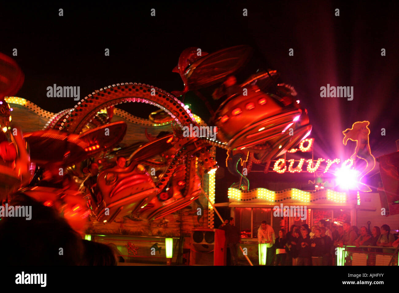 Octopus fairground ride hi-res stock photography and images - Alamy
