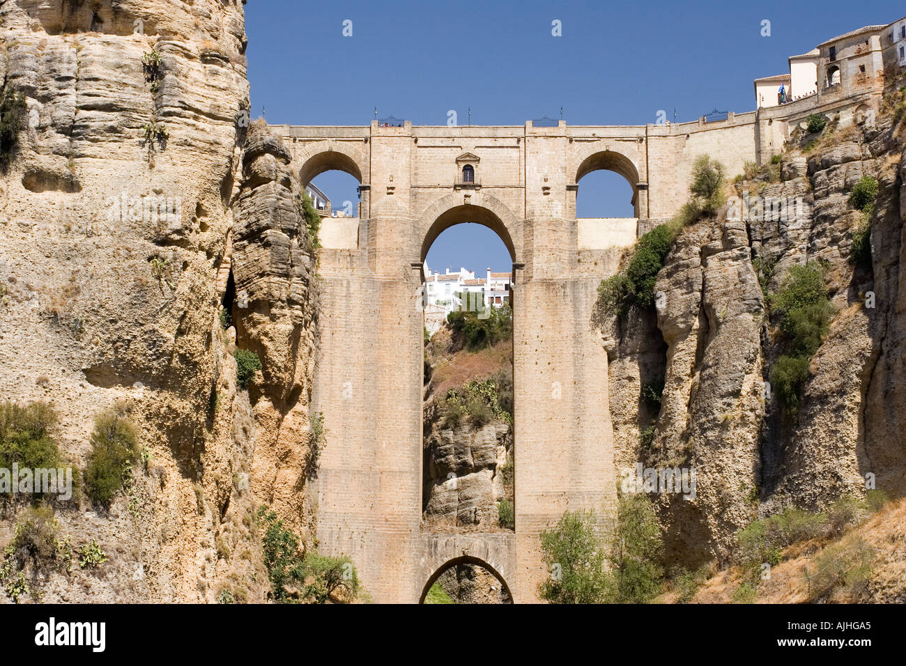 ronda bridge puente nuevo Stock Photo - Alamy