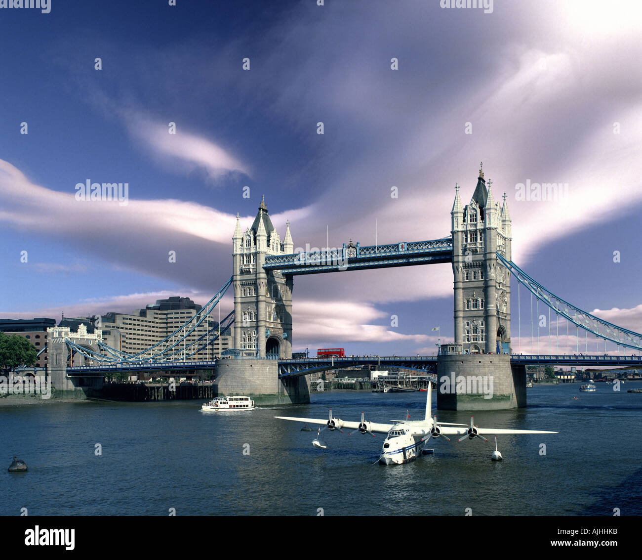 GB - LONDON: Tower Bridge Stock Photo - Alamy
