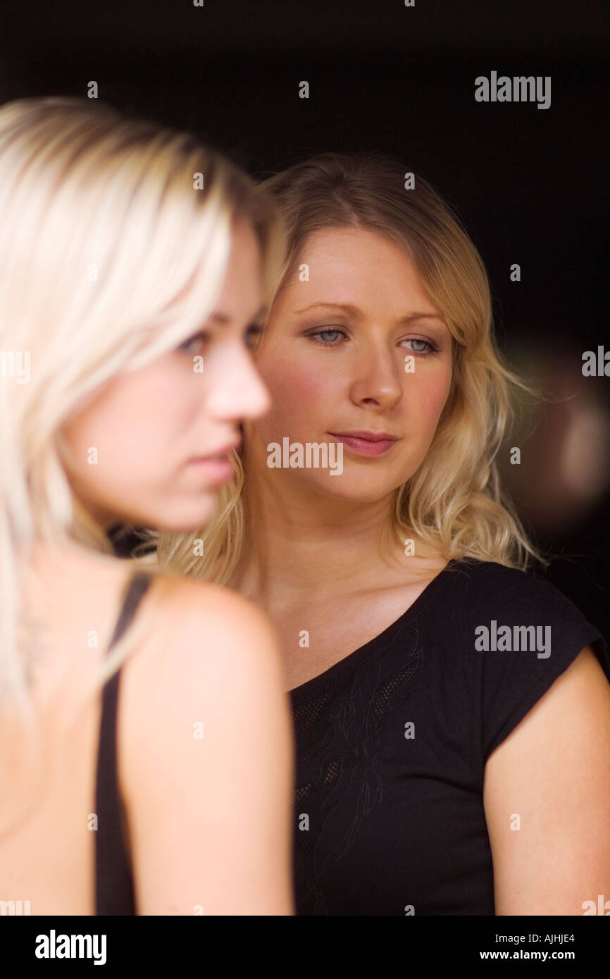 3538 lucy lyndsay model released hi-res stock photography and images ...