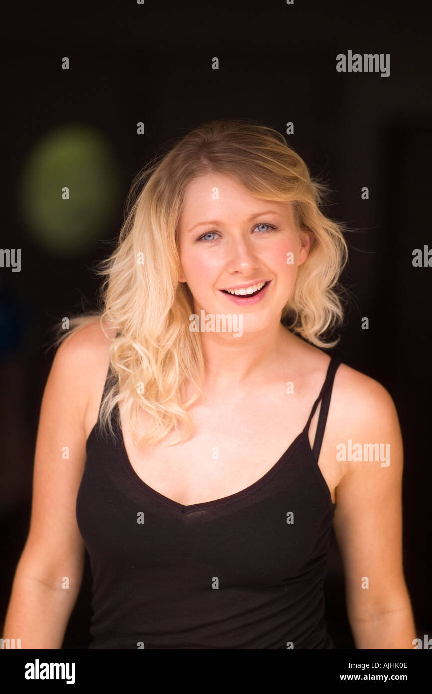 3538 Lucy Lyndsay Model Released Stock Photo - Alamy