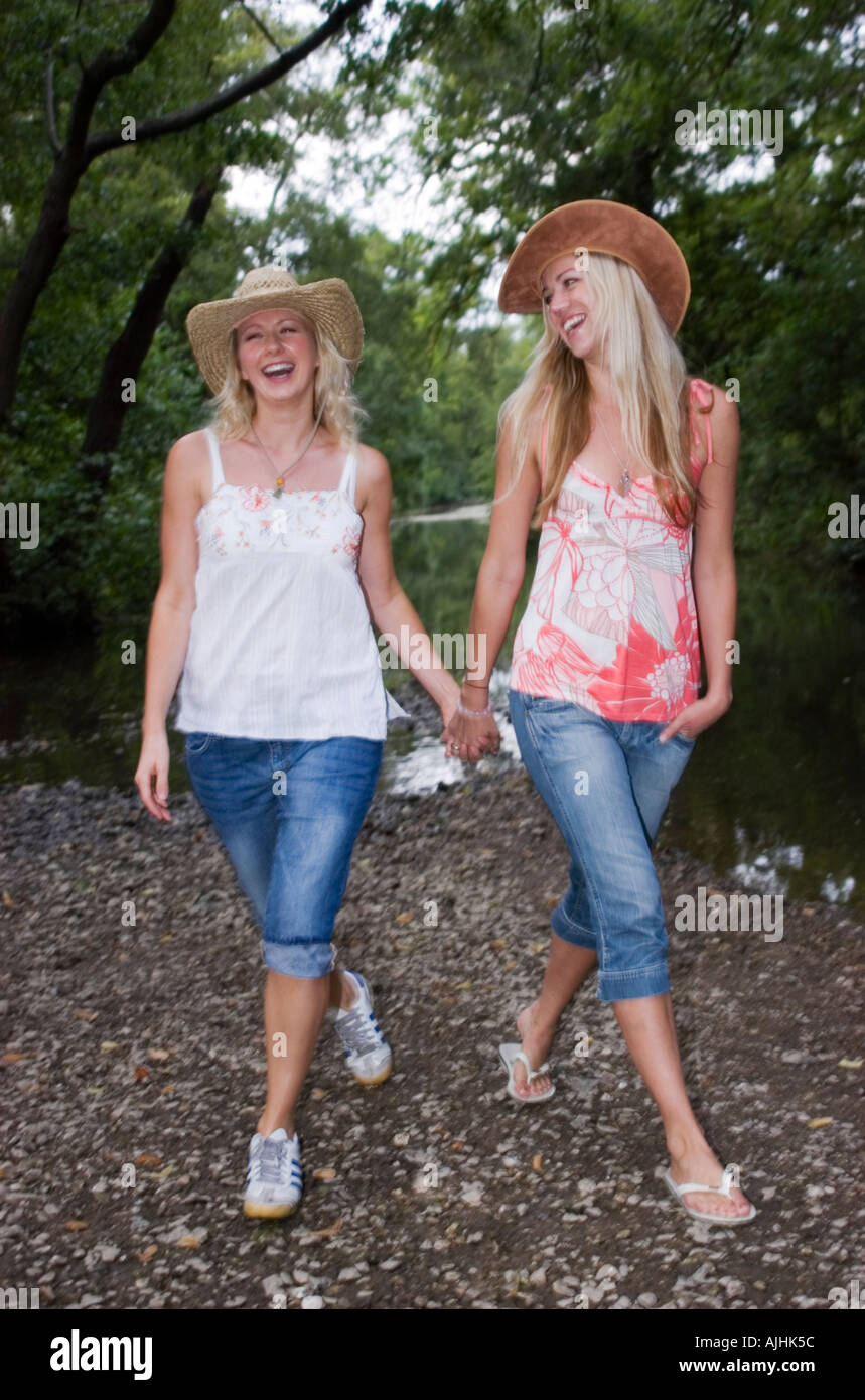 3538 Lucy Lyndsay Model Released High Resolution Stock Photography and ...