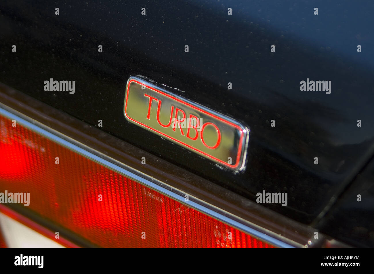 Bentley car badge Stock Photo - Alamy