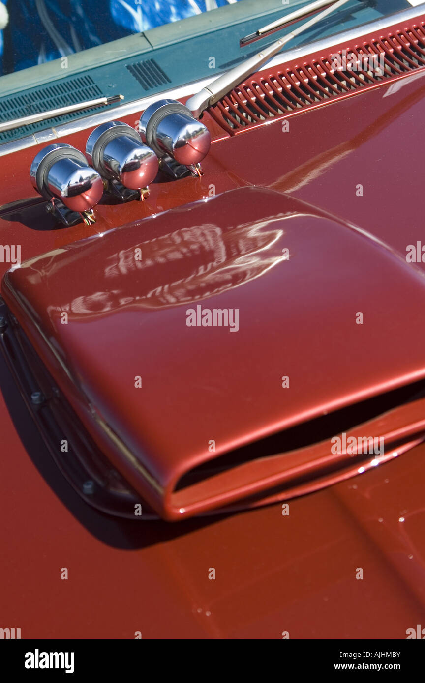 scoop chrome instruments car bonnet fast speed Stock Photo - Alamy
