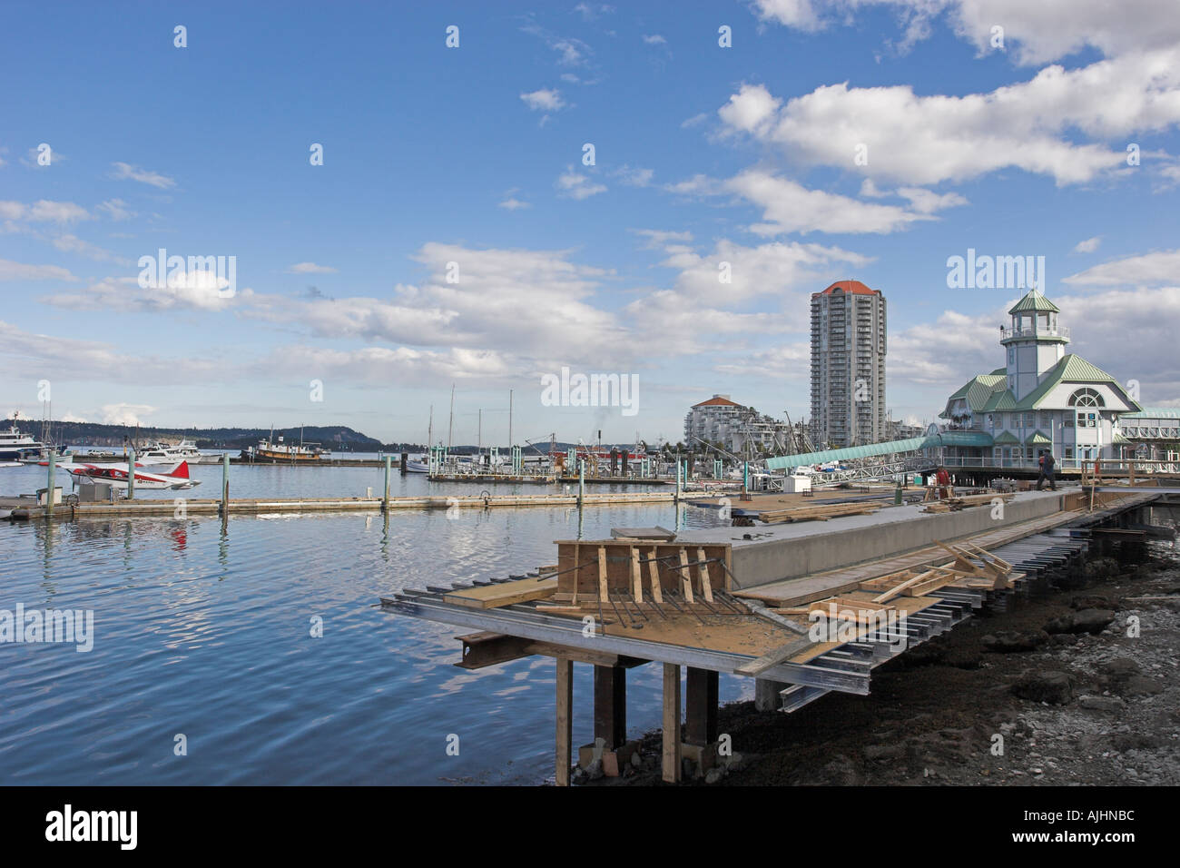 Harbourside park vancouver hi-res stock photography and images - Alamy