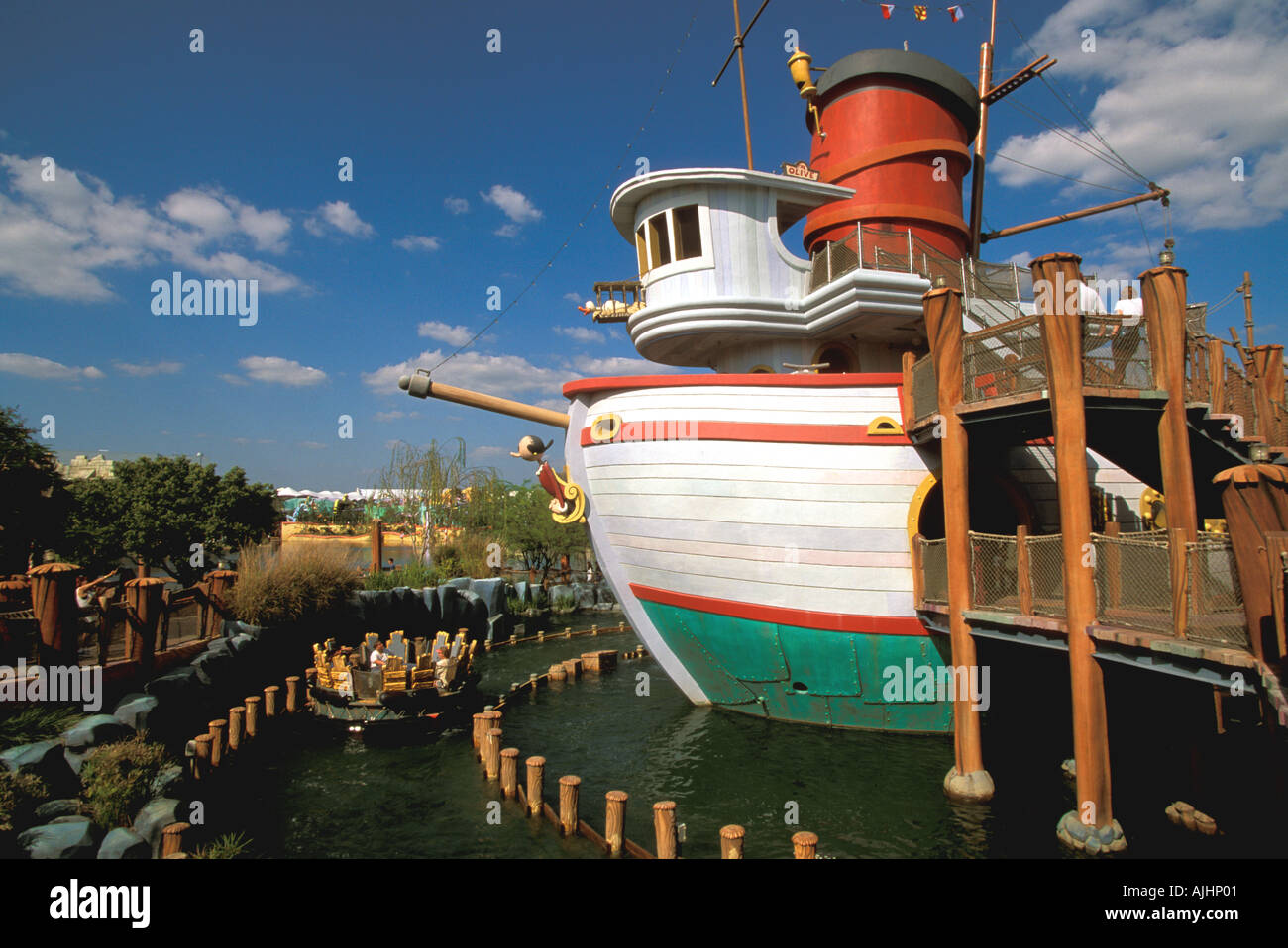 Orlando FL Florida Universal Islands of Adventure Toon Lagoon flume ...