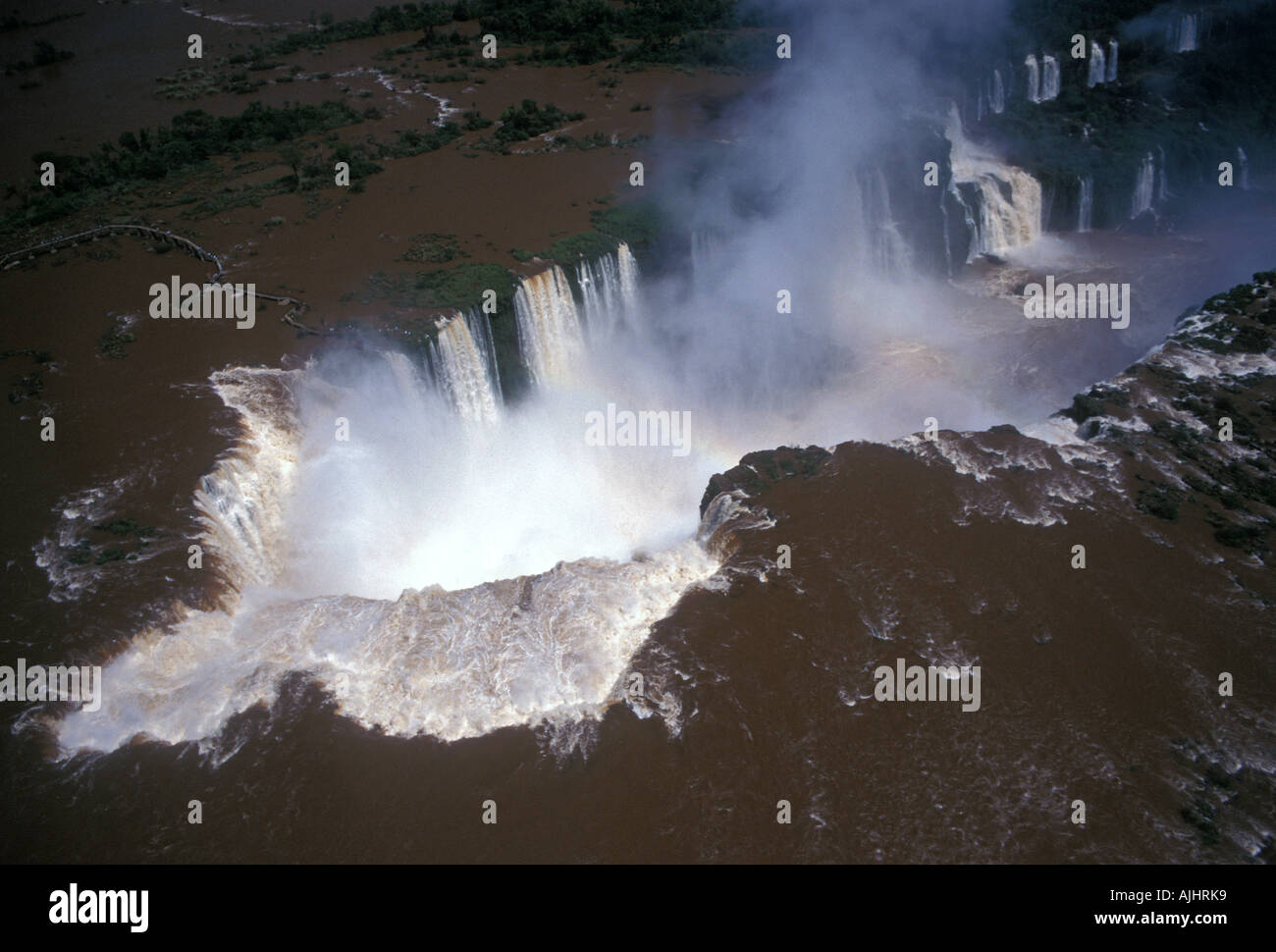 Devil's Throat, Iguassu Falls, Iguassu Falls National Park, waterfalls ...