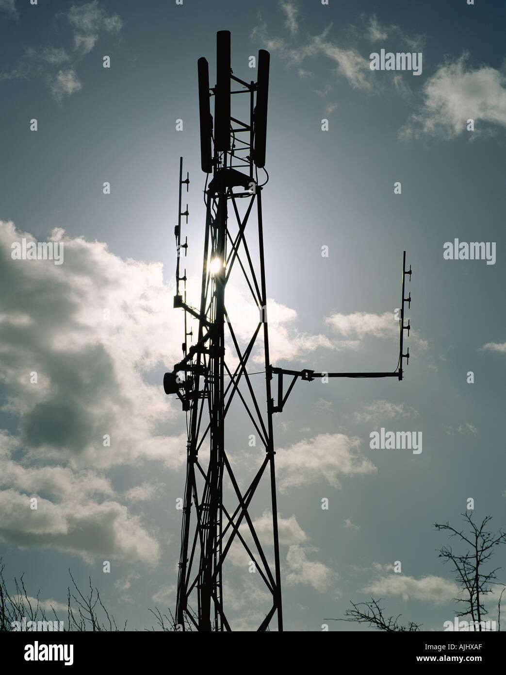 Mobile phone mast Stock Photo - Alamy