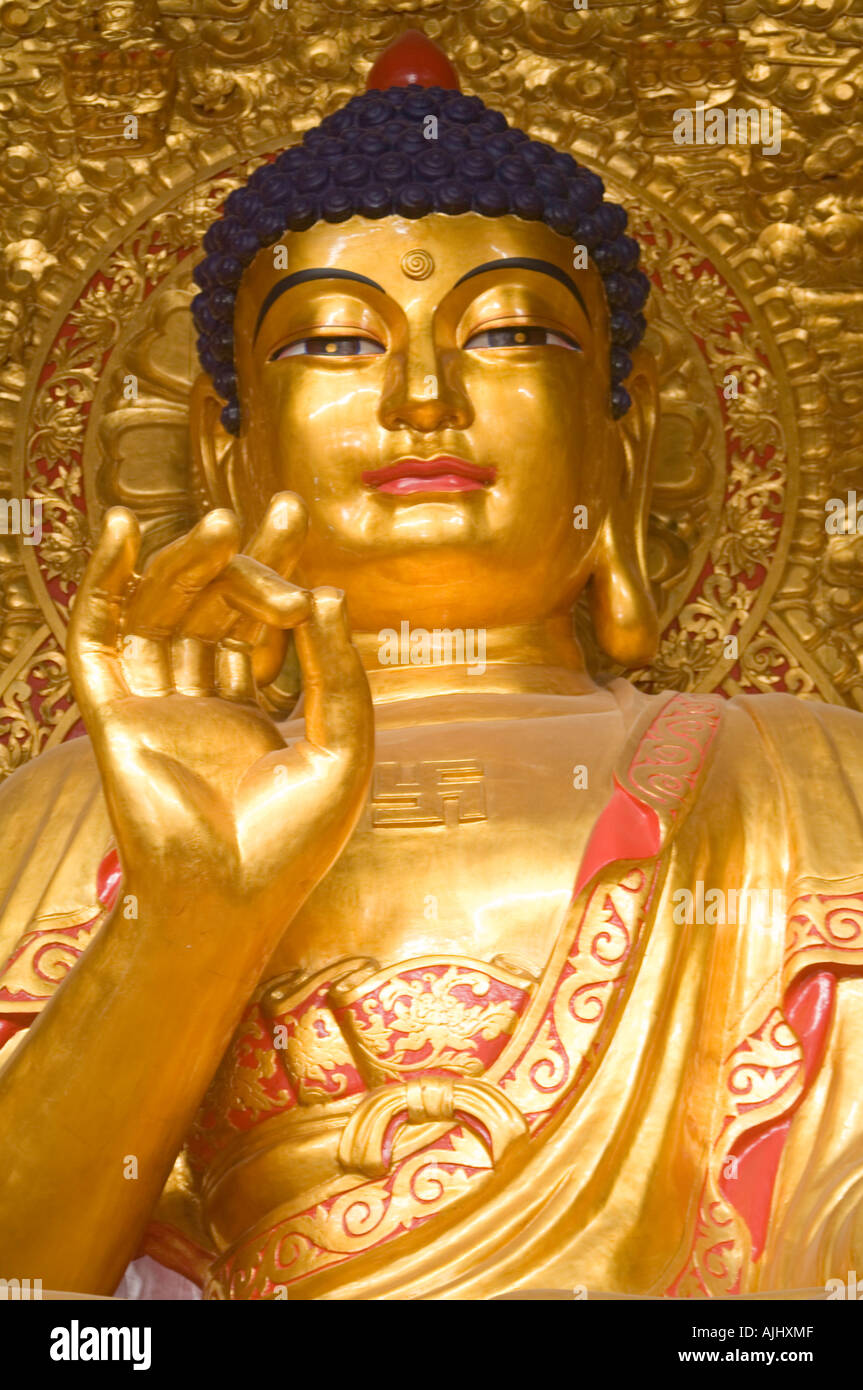 Buddha in Bailin Zen Buddhist Temple s 10 000 Buddha Hall one of world ...