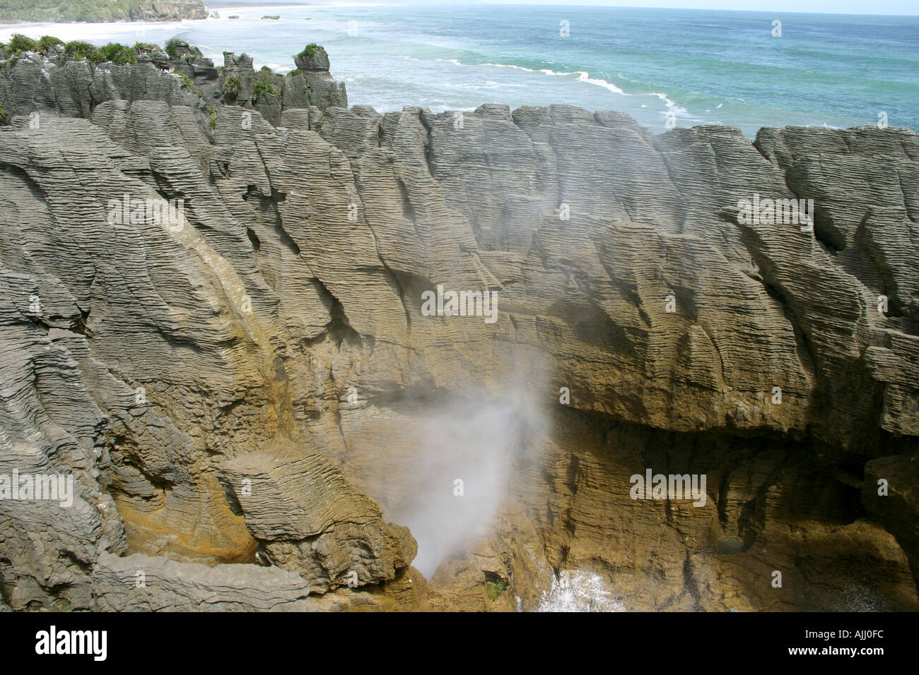 Vapor caves hi-res stock photography and images - Alamy