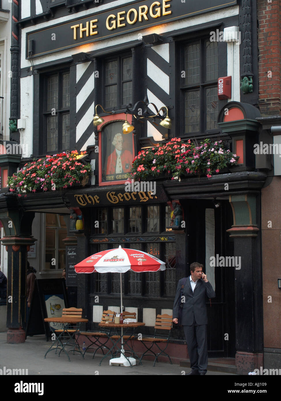 The george tavern pub london hi-res stock photography and images - Alamy