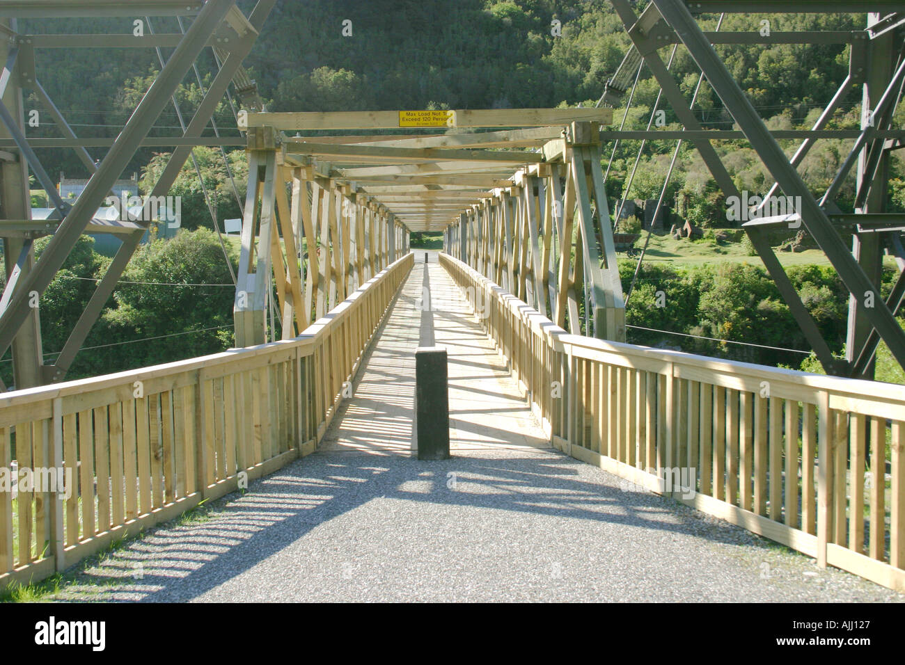 Brunner bridge hi-res stock photography and images - Alamy