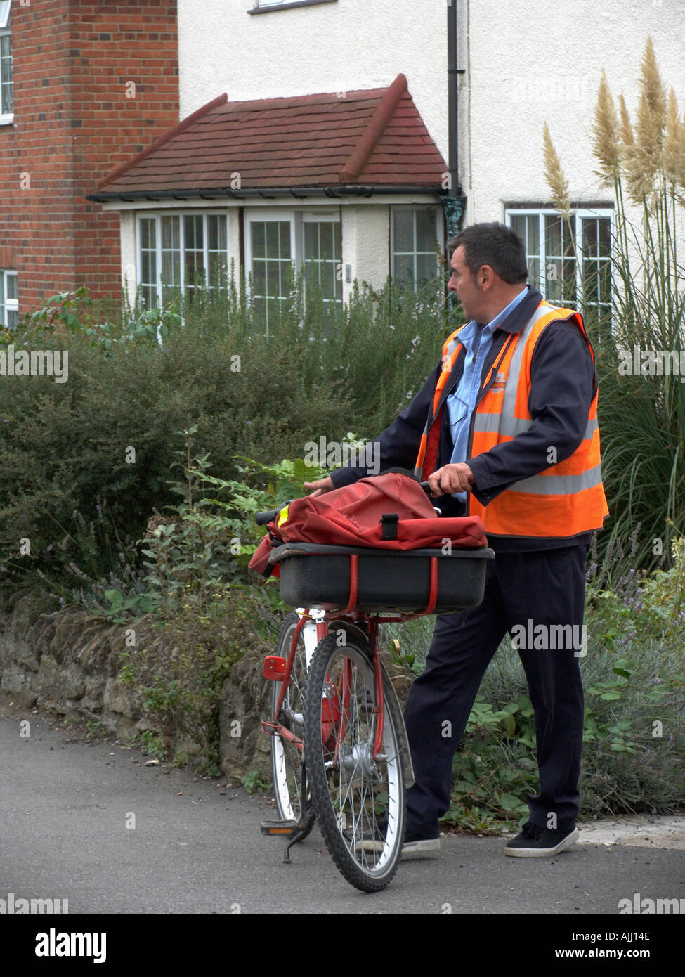 Great british postman postal on hi-res stock photography and images - Alamy