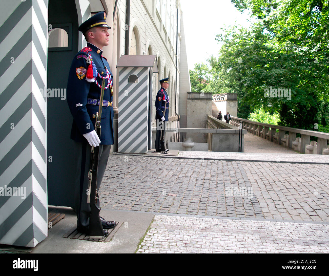 Guard opening gate hi-res stock photography and images - Alamy