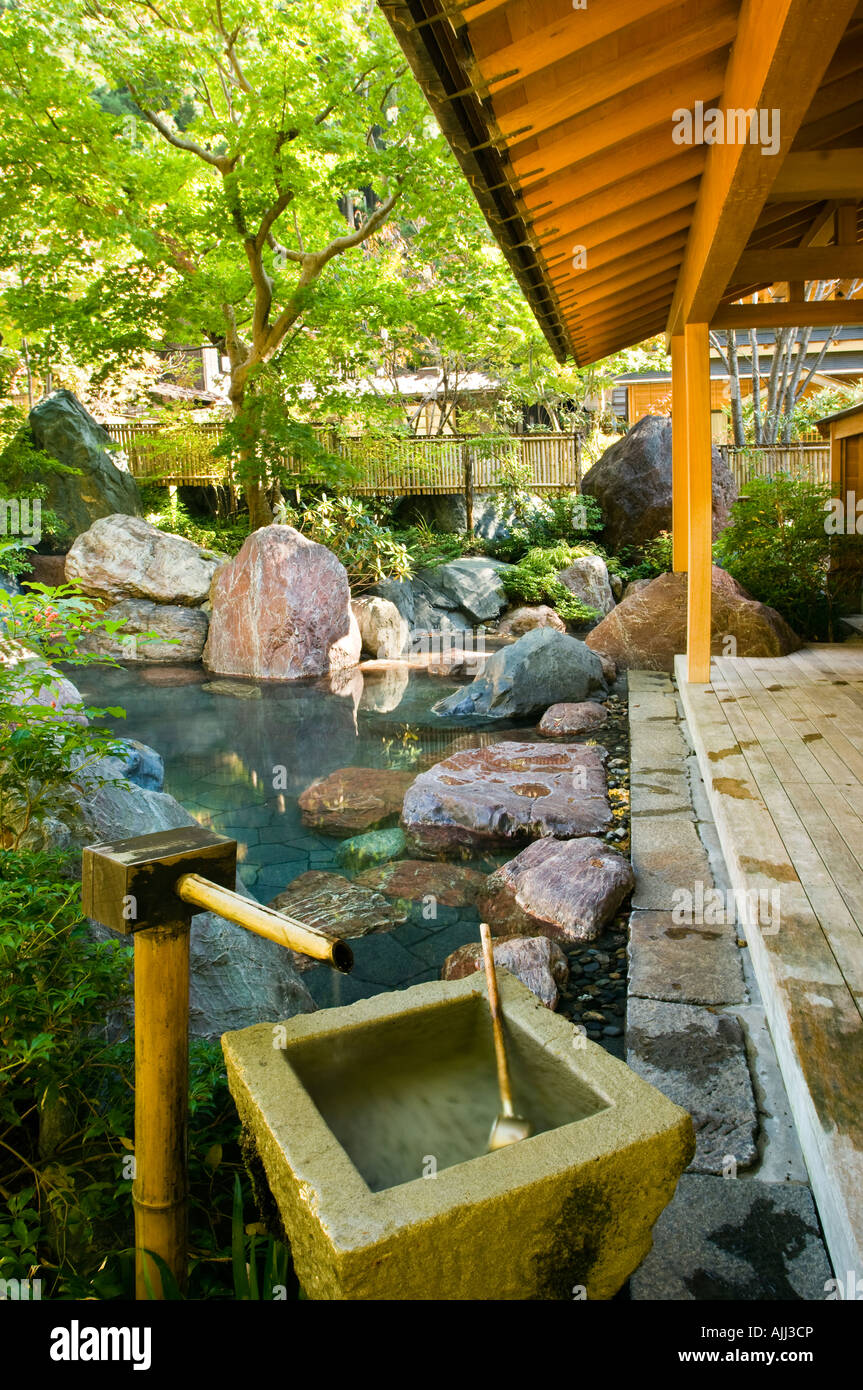 Outdoors bath - rotenburo - and drinking fountain at Chojukan ...