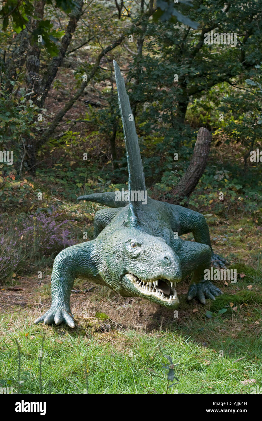 Restoration model of lifesize Dimetrodon an extinct predatory synapsid ...