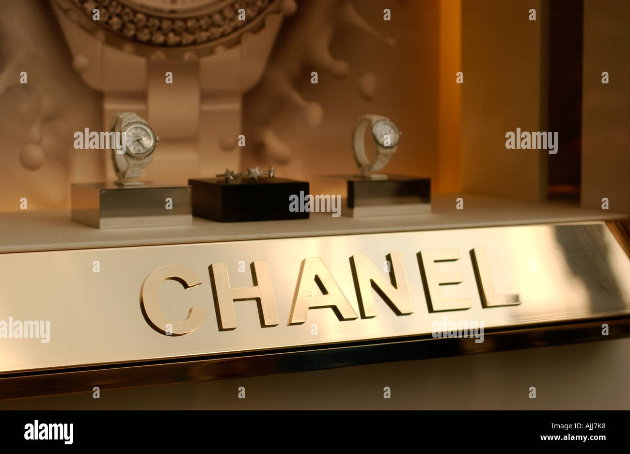 Chanel designer label hi-res stock photography and images - Alamy