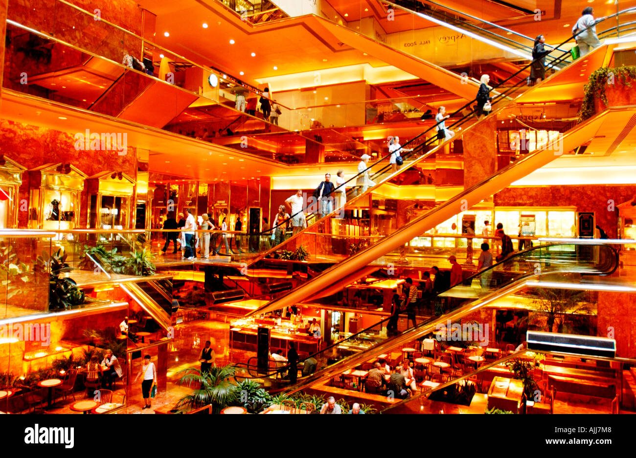 Trump tower new york interior hi-res stock photography and images - Alamy