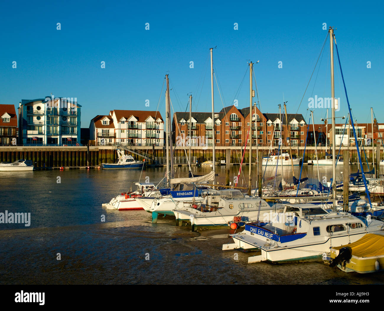 Littlehampton boat hi-res stock photography and images - Alamy