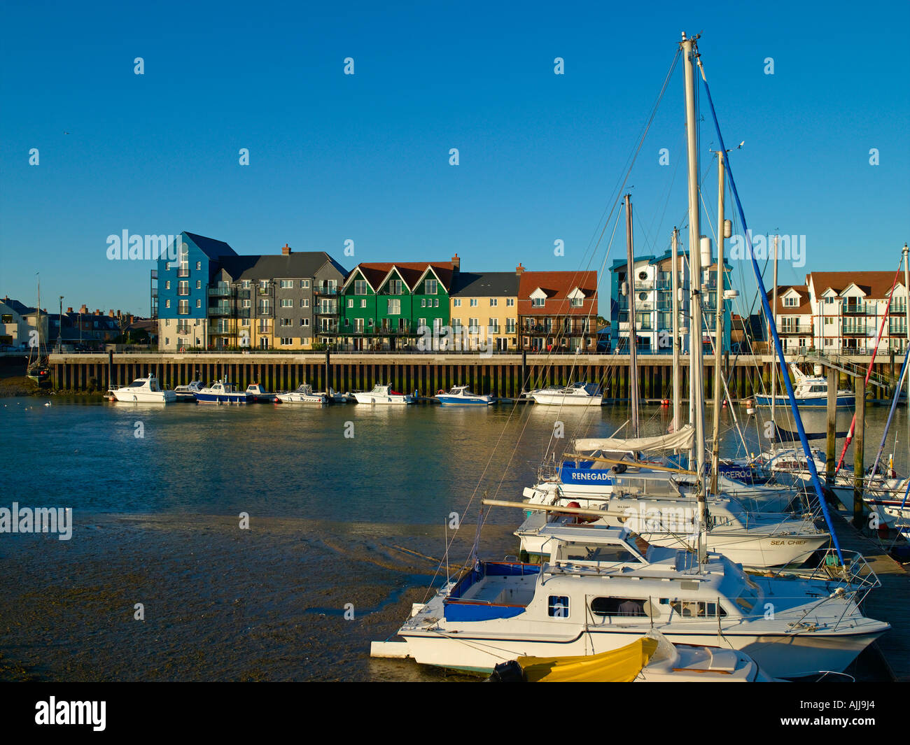 Littlehampton boat hi-res stock photography and images - Alamy